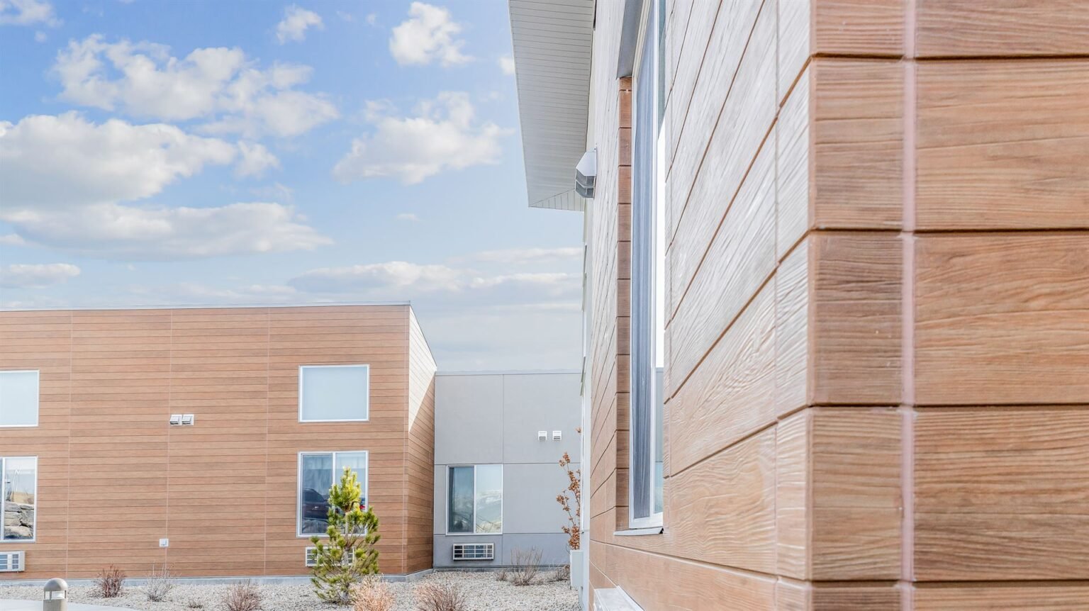 NICHIHA fiber cement - Lynx Siding Inc. | Vancouver - We Build ...